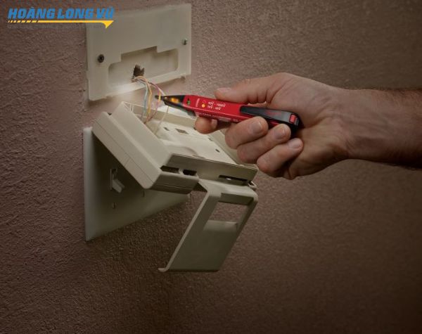 Bút thử điện 10-1000V không tiếp xúc Milwaukee 2203-20